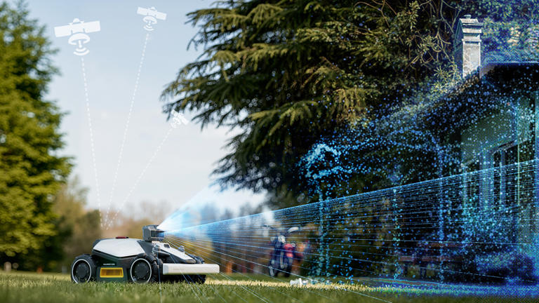 This new robot mower switches between LiDAR, RTK and cameras to make ...