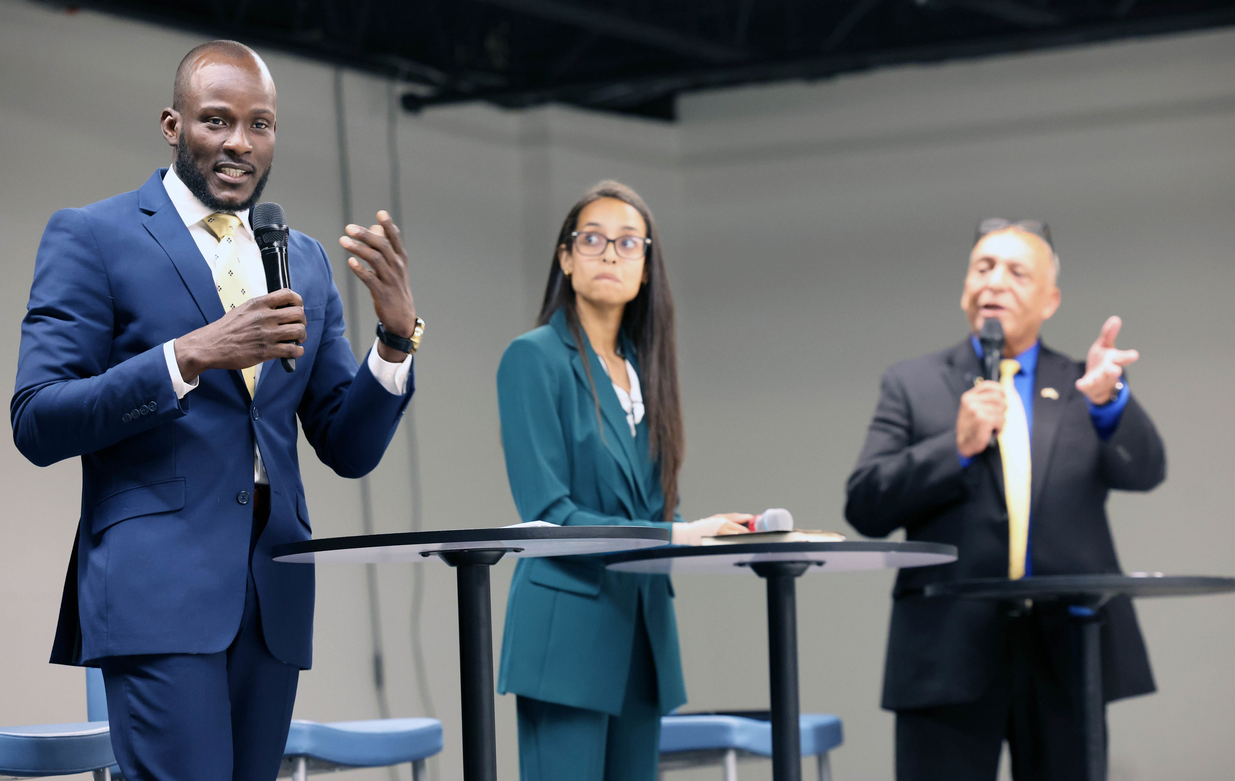 Derenoncourt lawsuit and Stefon Diggs police report among top stories