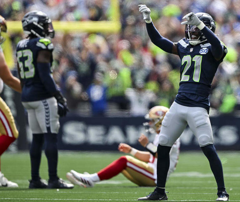 'For everything': NFL sets time, day of Seahawks-49ers week 18 showdown