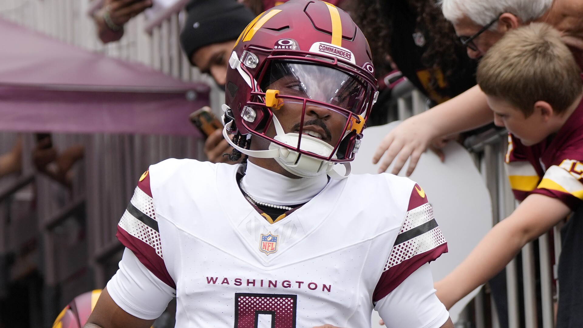 Jayden Daniels has no injury designation for Thursday night