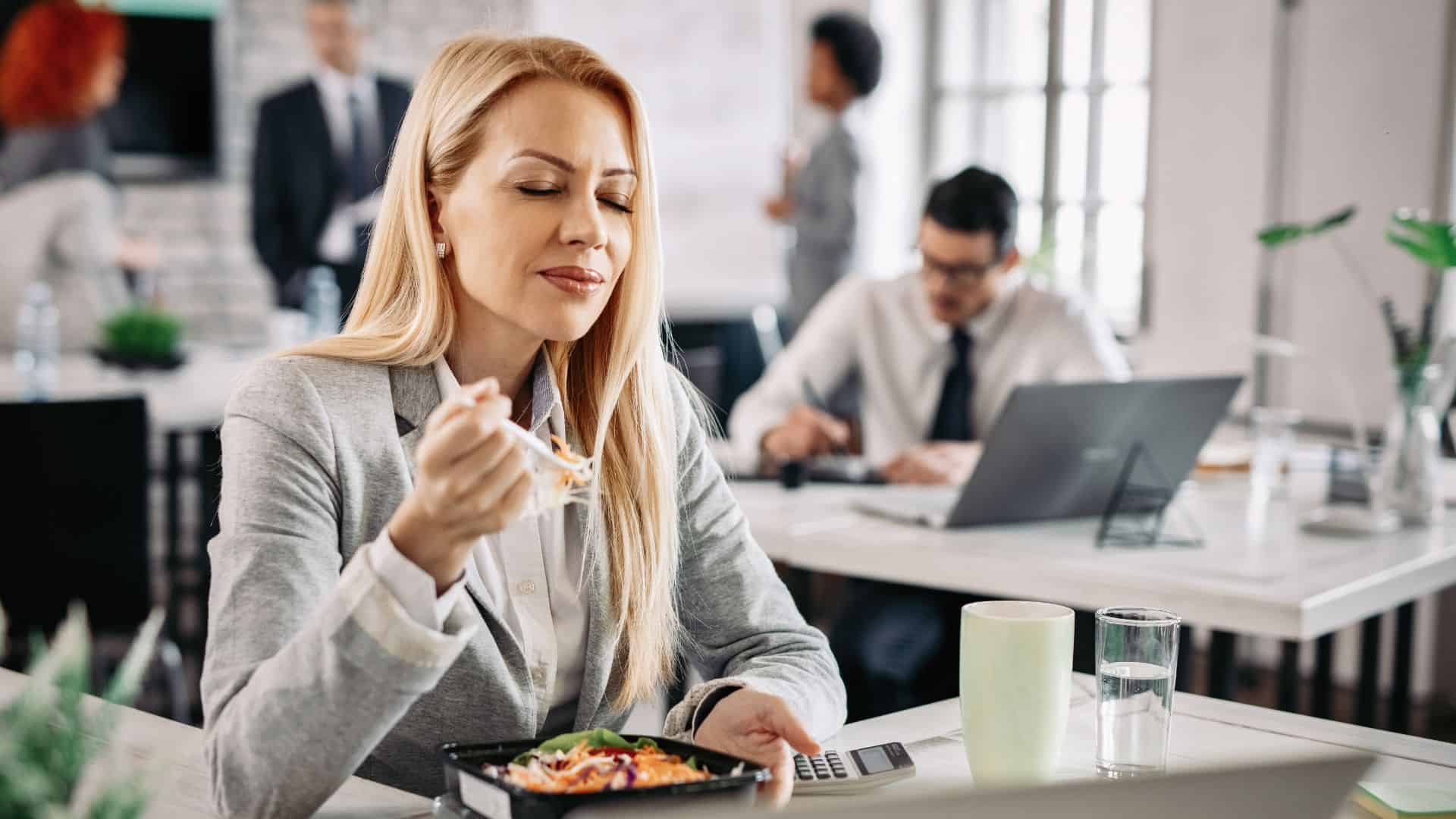 This "Weird" Office Lunch Habit Went Viral After a Coworker Called It Out