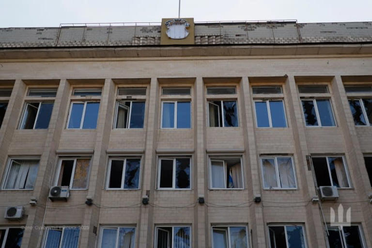 Russian attack hits Kramatorsk center, teen among injured