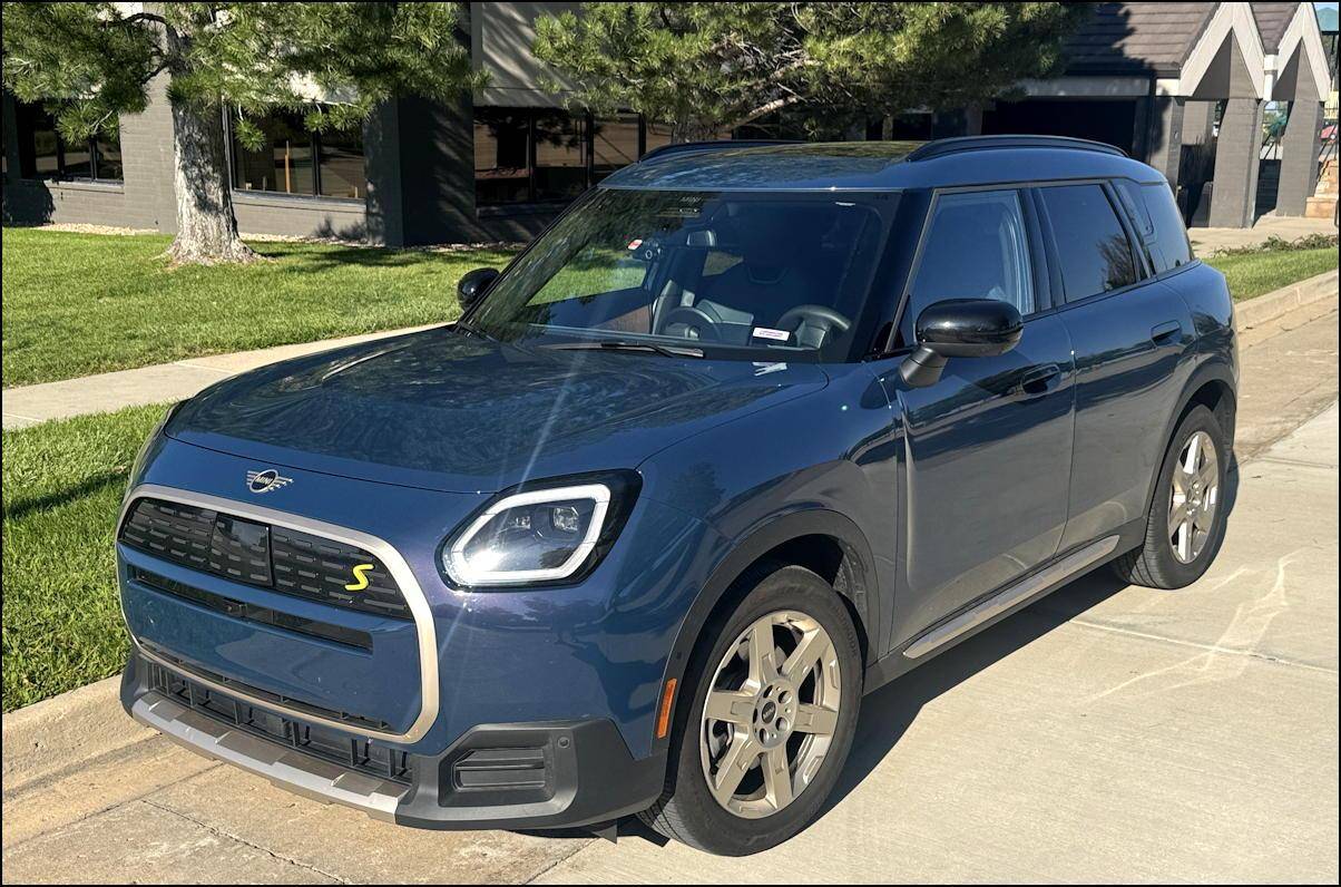 The 2025 Mini Countryman SE ALL4: Small EV, big fun!
