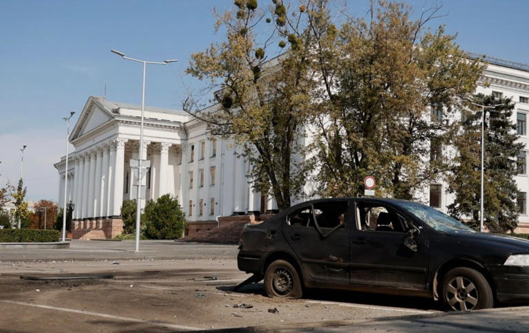 Russian attack hits Kramatorsk center, teen among injured
