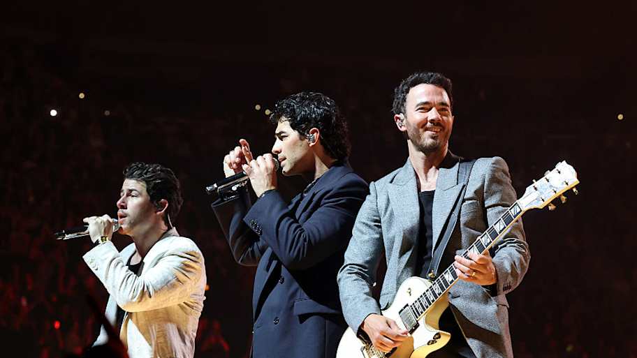 The Jonas Brothers have a Christmas movie coming (and it's arriving ...