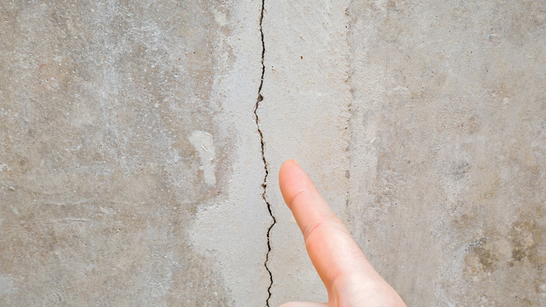 Signs There Is A Problem With Your Home's Foundation, According To An ...