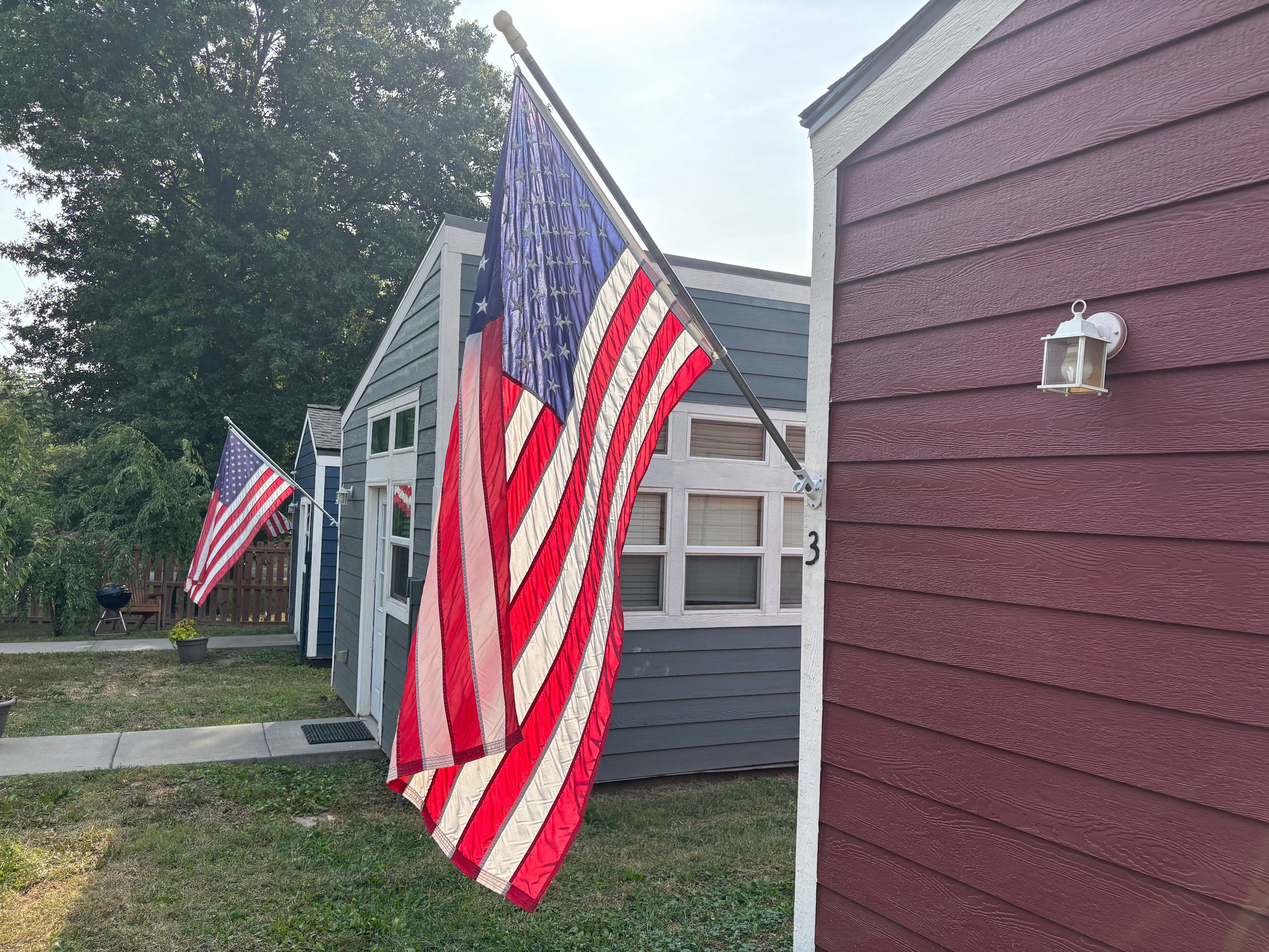 ‘It’s breathtaking’: Metro volunteers rebuild Veterans Community ...