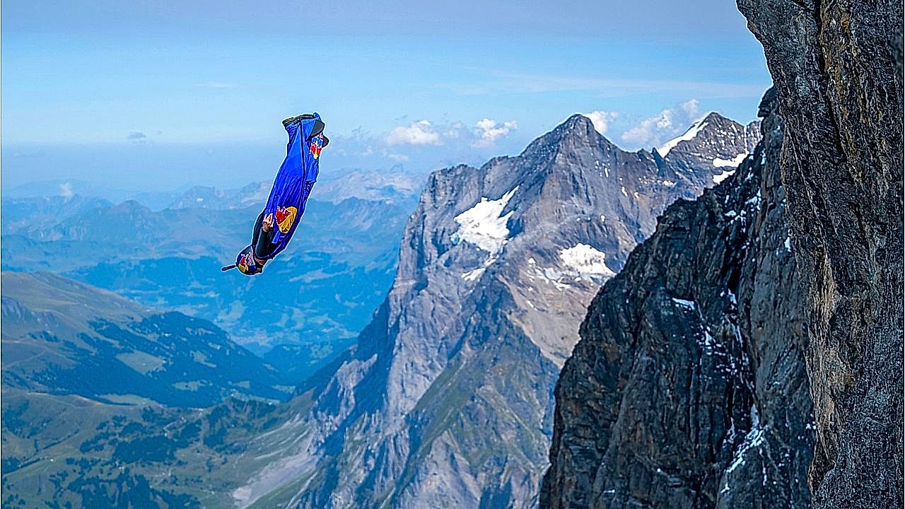 Swiss skydiver breaks world speed record with a wingsuit