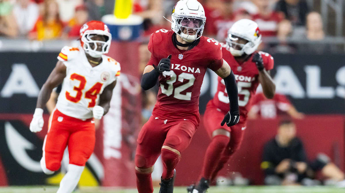 Cardinals lose special teams ace for season with neck injury