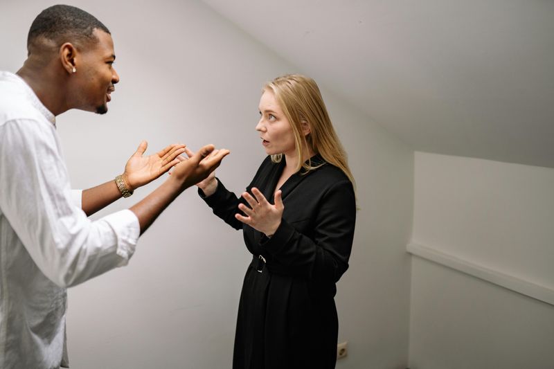 9 Signs You're Dealing with a Master Manipulator