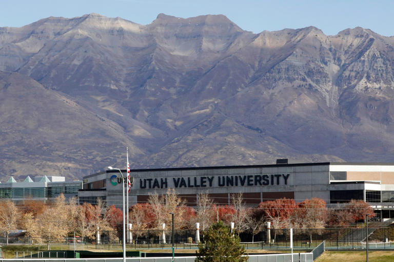 Live updates: Conservative activist Charlie Kirk dies after being shot ...