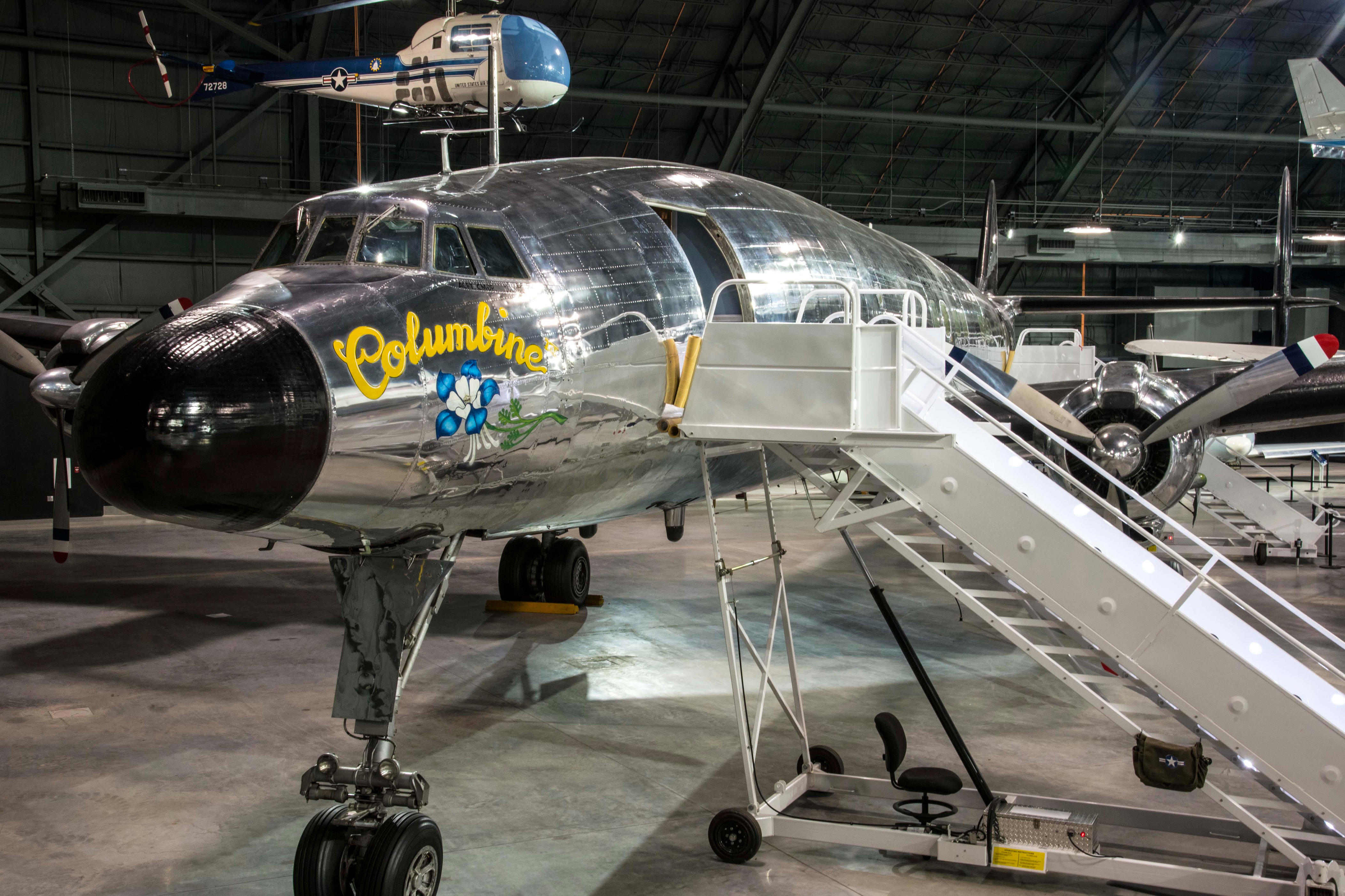 See inside Dwight D. Eisenhower's Air Force One, the only plane of its ...
