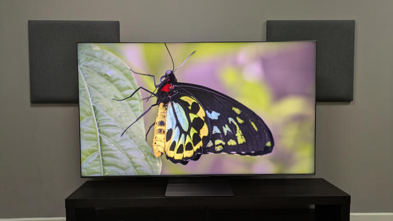 I swapped my big-brand TV for TCL’s mini-LED marvel