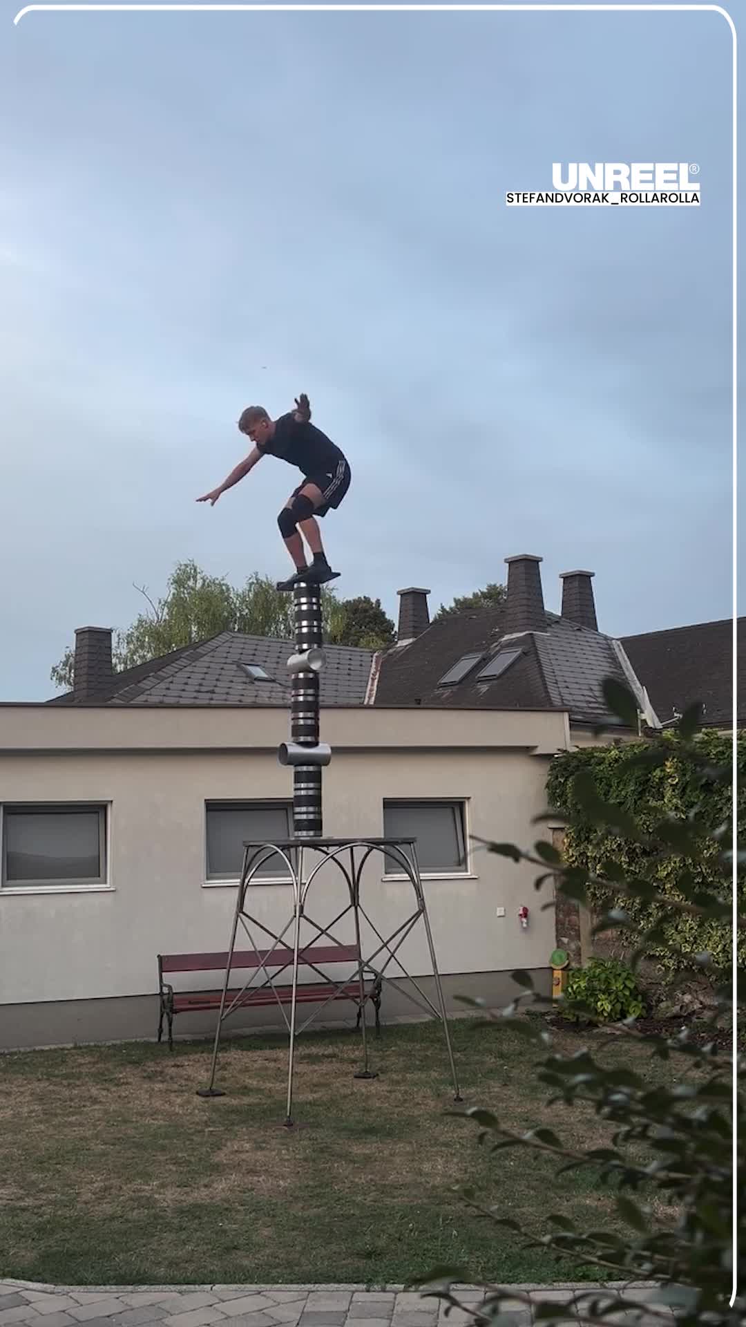 Unveiling the secrets of roller bola mastery: Stefan's jaw-dropping ...