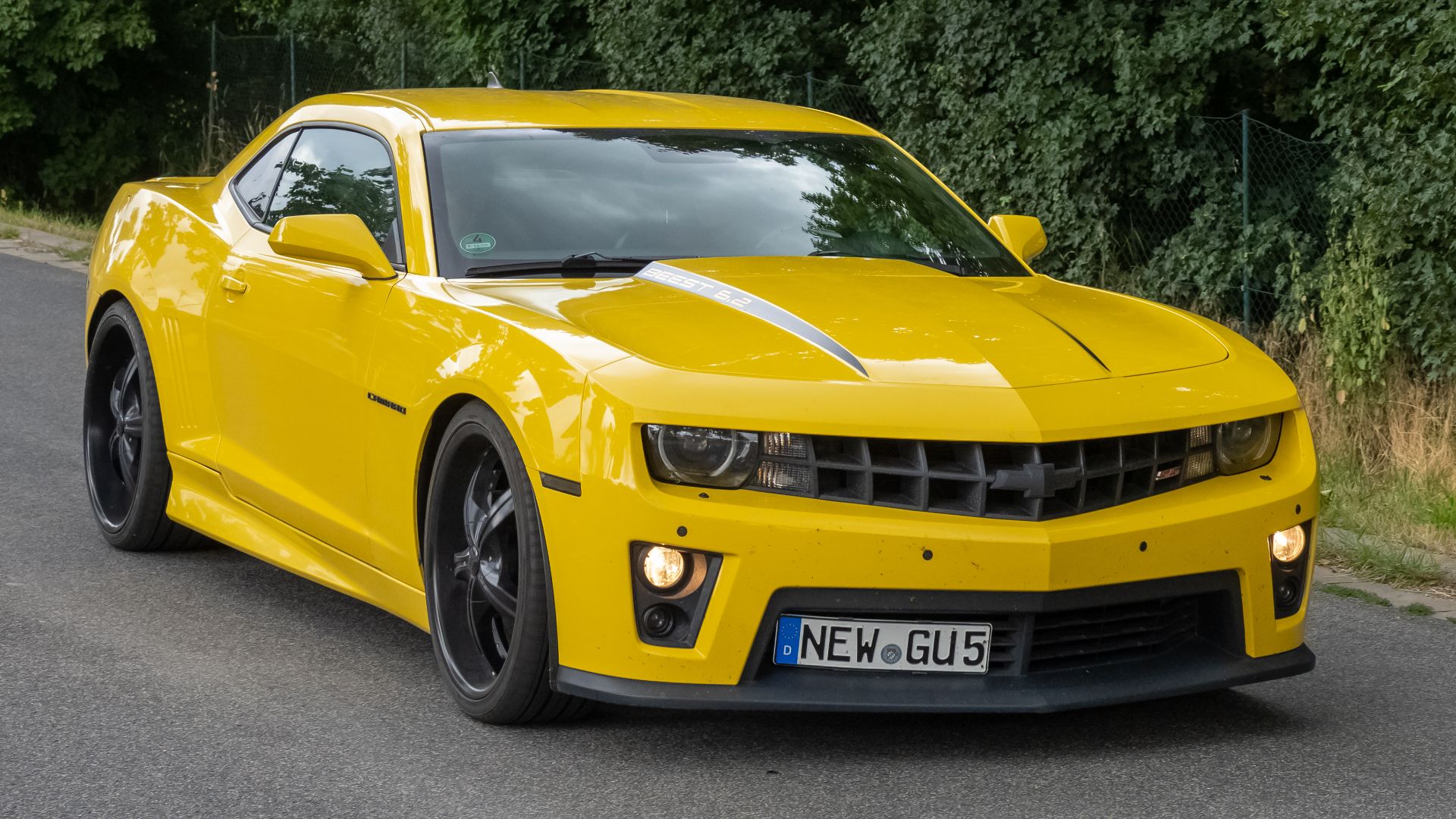 The 10 Worst Cars For Short Drivers & 10 Better Options