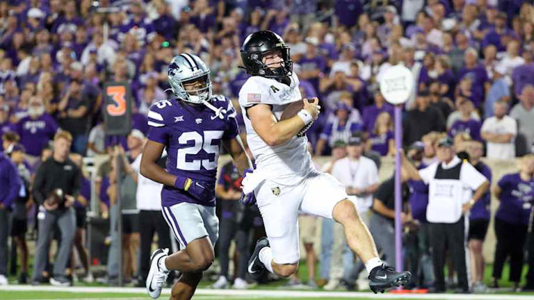 Army QB Cale Hellums earns Davey O'Brien Award Great 8 spot after week ...