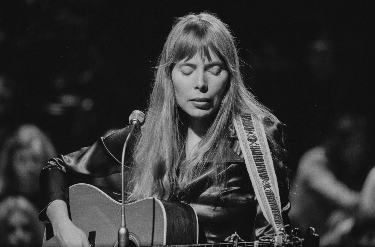 Folk Legend Joni Mitchell, 81, Shares 'Wild' Story About Late Jazz Icon