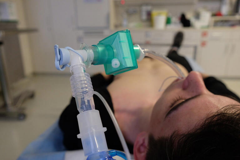 Special breathing tubes don't improve emergency intubation outcomes ...