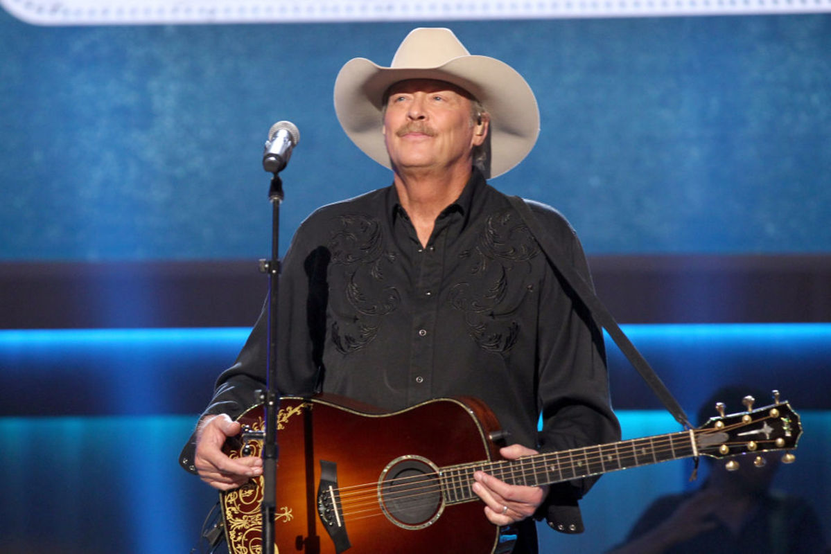 Alan Jackson Just Played a Huge Role in Luke Combs' Son’s Birthday