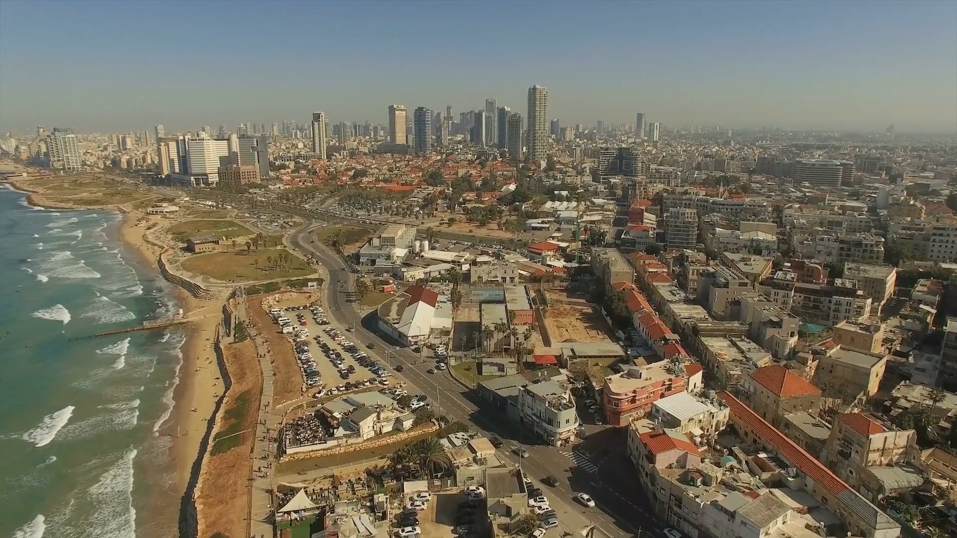 Passeio de drone por Tel Aviv: do histórico litoral de Jaffa aos ...