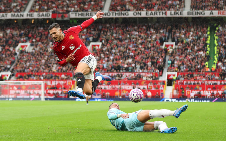 Manchester United injury update: Matheus Cunha, Mason Mount, and Diogo ...