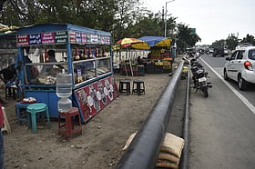 Encroachments stymie development projects on Mettupalayam Road