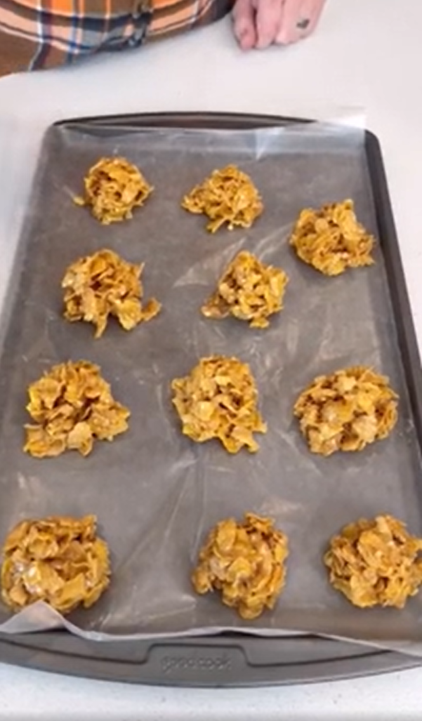 Corn Flake No-Bake Treats: Sweet, Simple, and Delicious