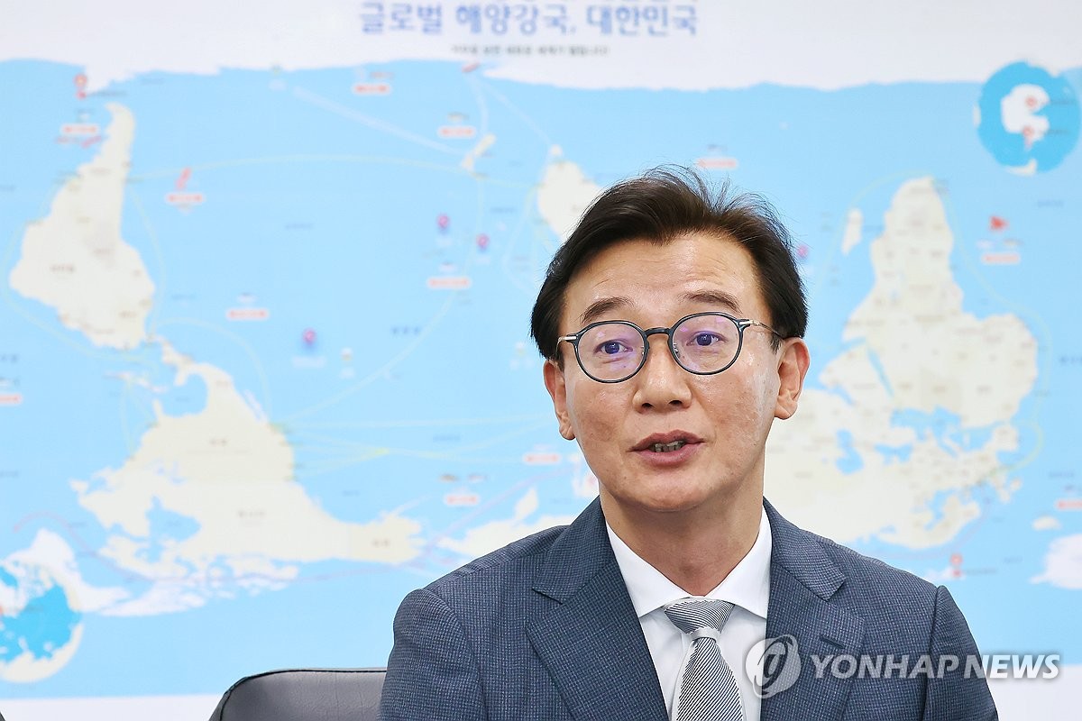 Oceans ministry to begin preparations for relocation to Busan by year-end: minister