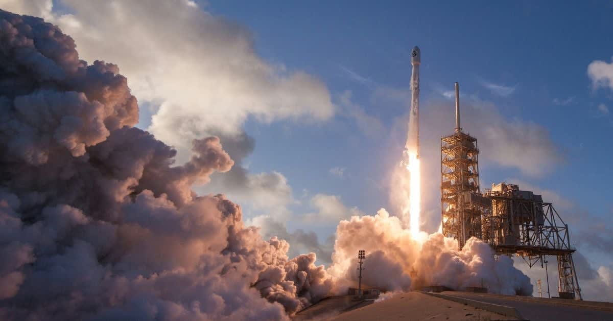 Military shuttle blasts off for secret space experiments