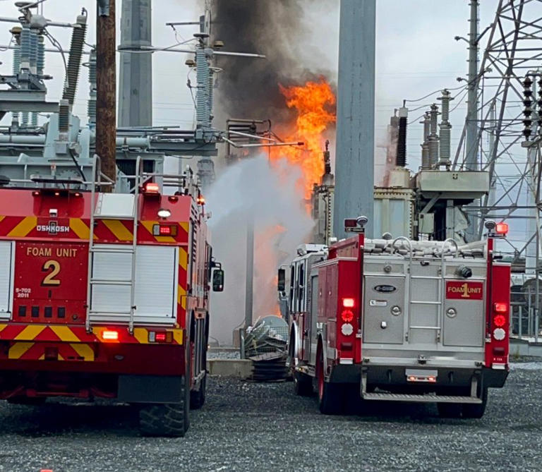 Large transformer catches on fire at Pepco plant in DC