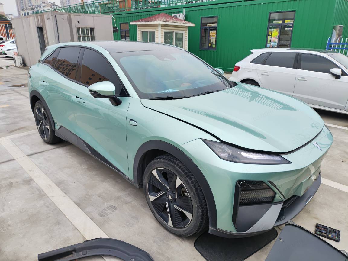 深蓝汽车 深蓝S07 2023款 620MAX纯电版实拍图