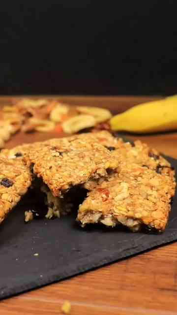 Homemade Healthy Bars for a Quick Boost