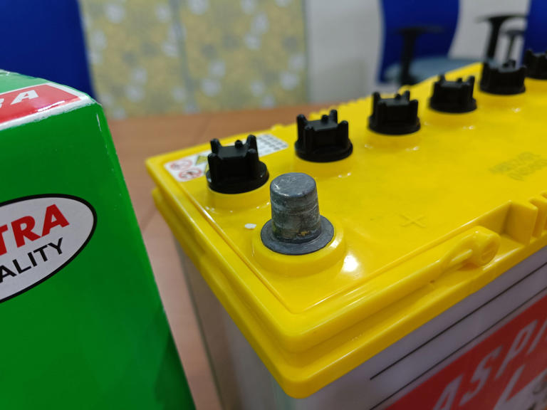 Aki Mobil Mendadak Mati? Kenali Komponen yang Sering Jadi Penyebabnya