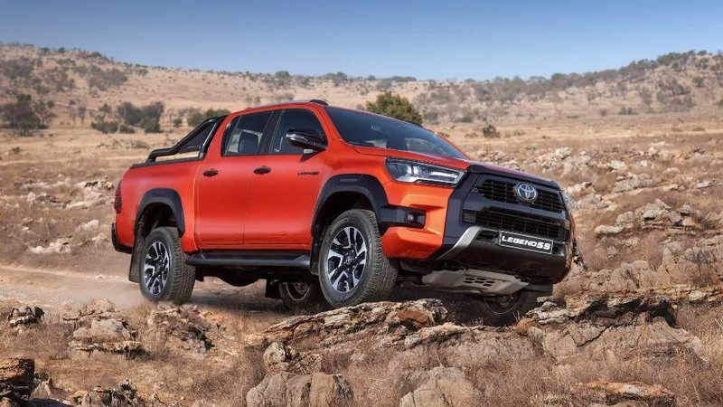 Toyota launches new Hilux Legend 55 edition in South Africa: pricing ...