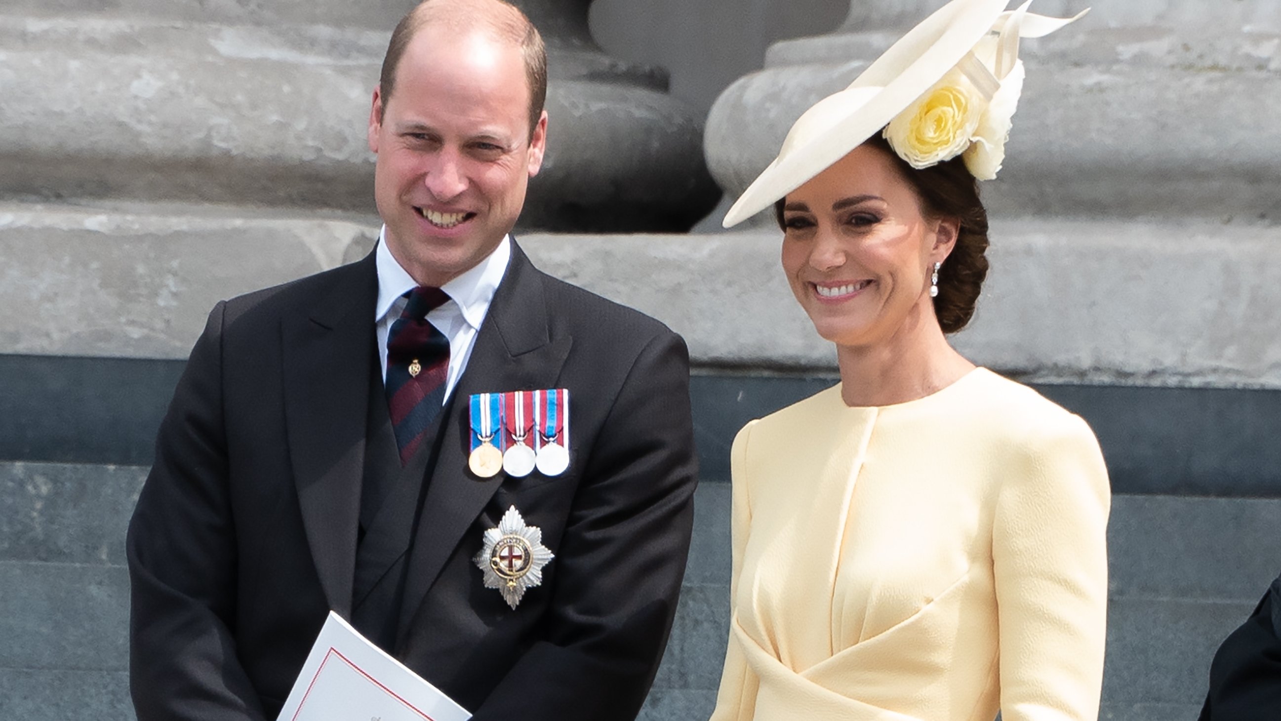 Kamerdyner publicznie zażartował z łysiny księcia Williama. Reakcja go ...