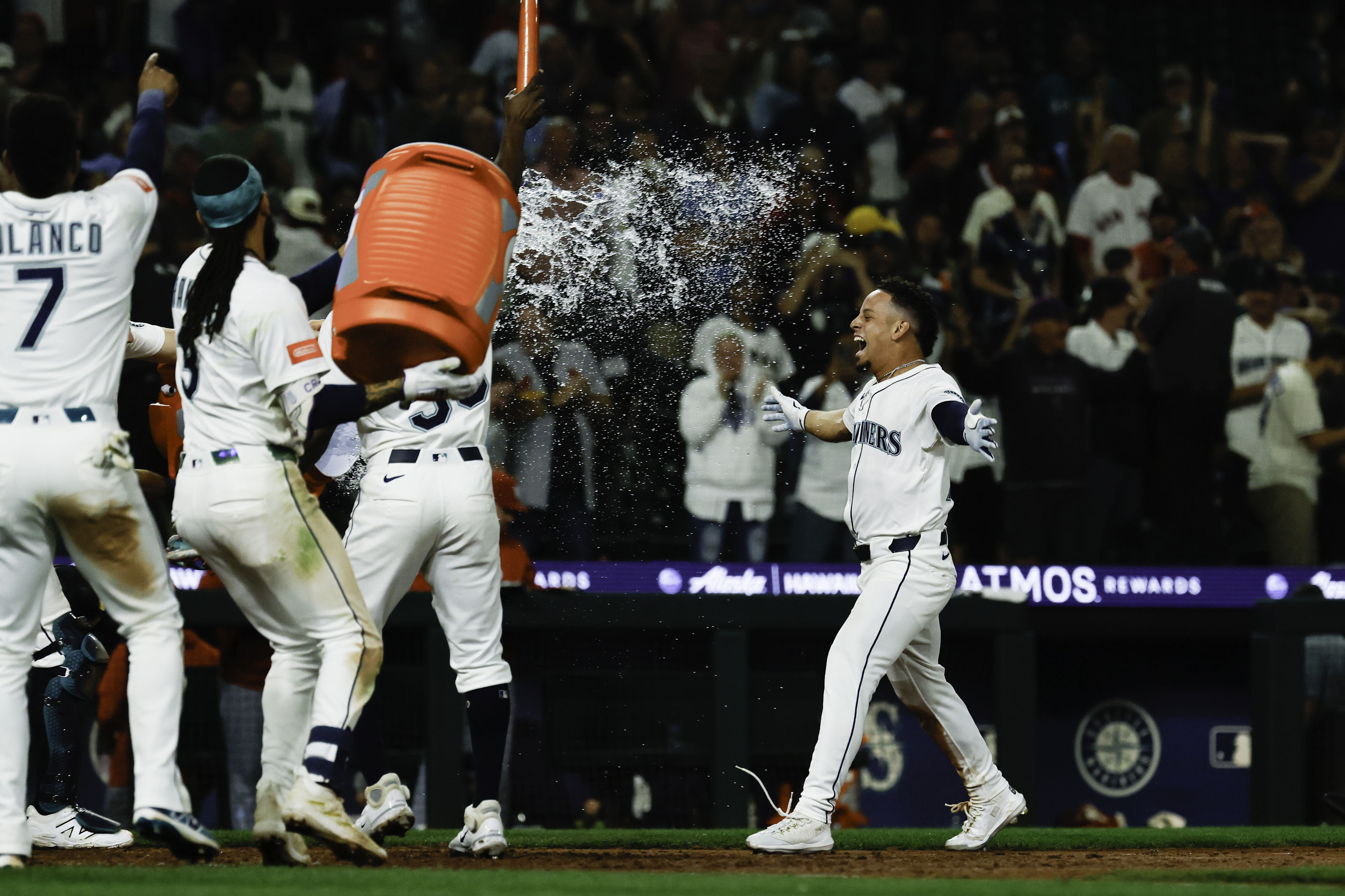 Leo Rivas hits walkoff homer as Mariners sweep Cardinals