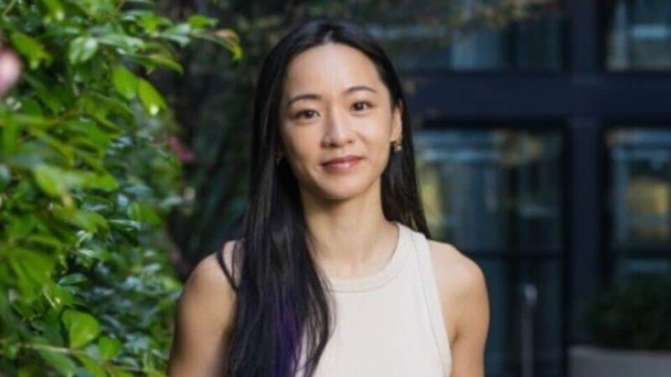 Australian woman, 30, takes ‘micro-retirement’ to travel, aims to be ...