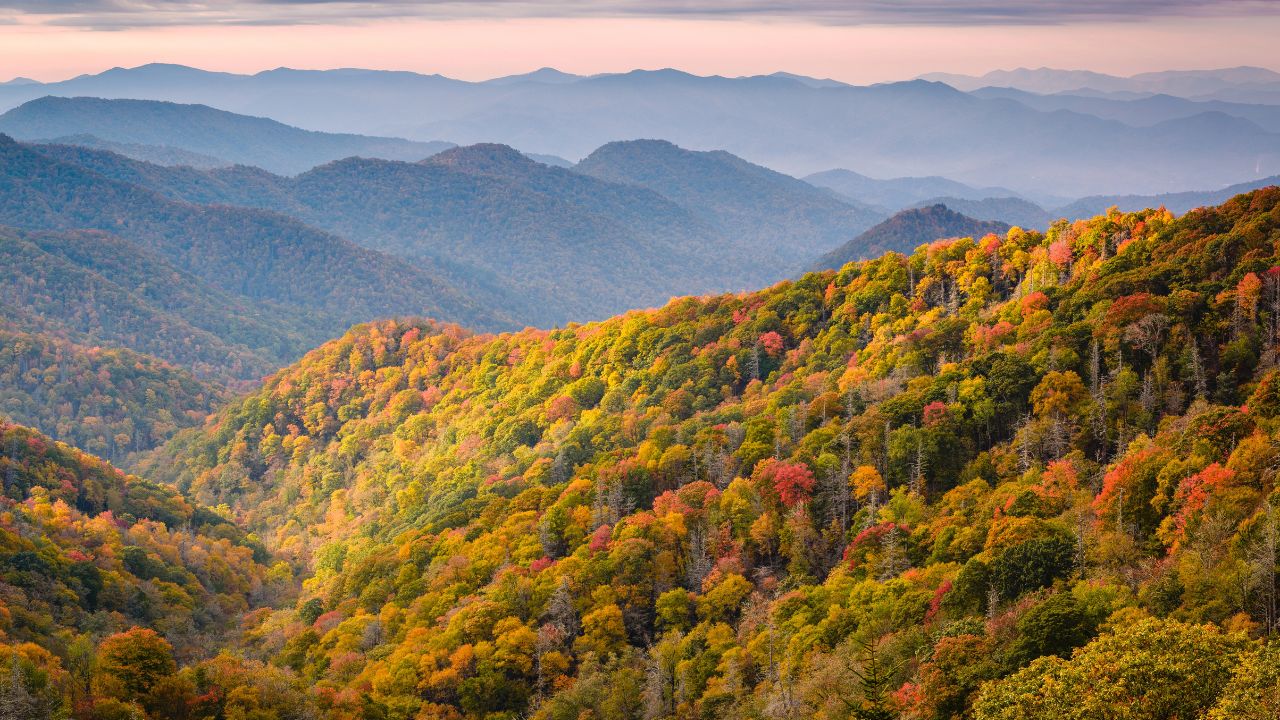 9 national parks that come alive in fall