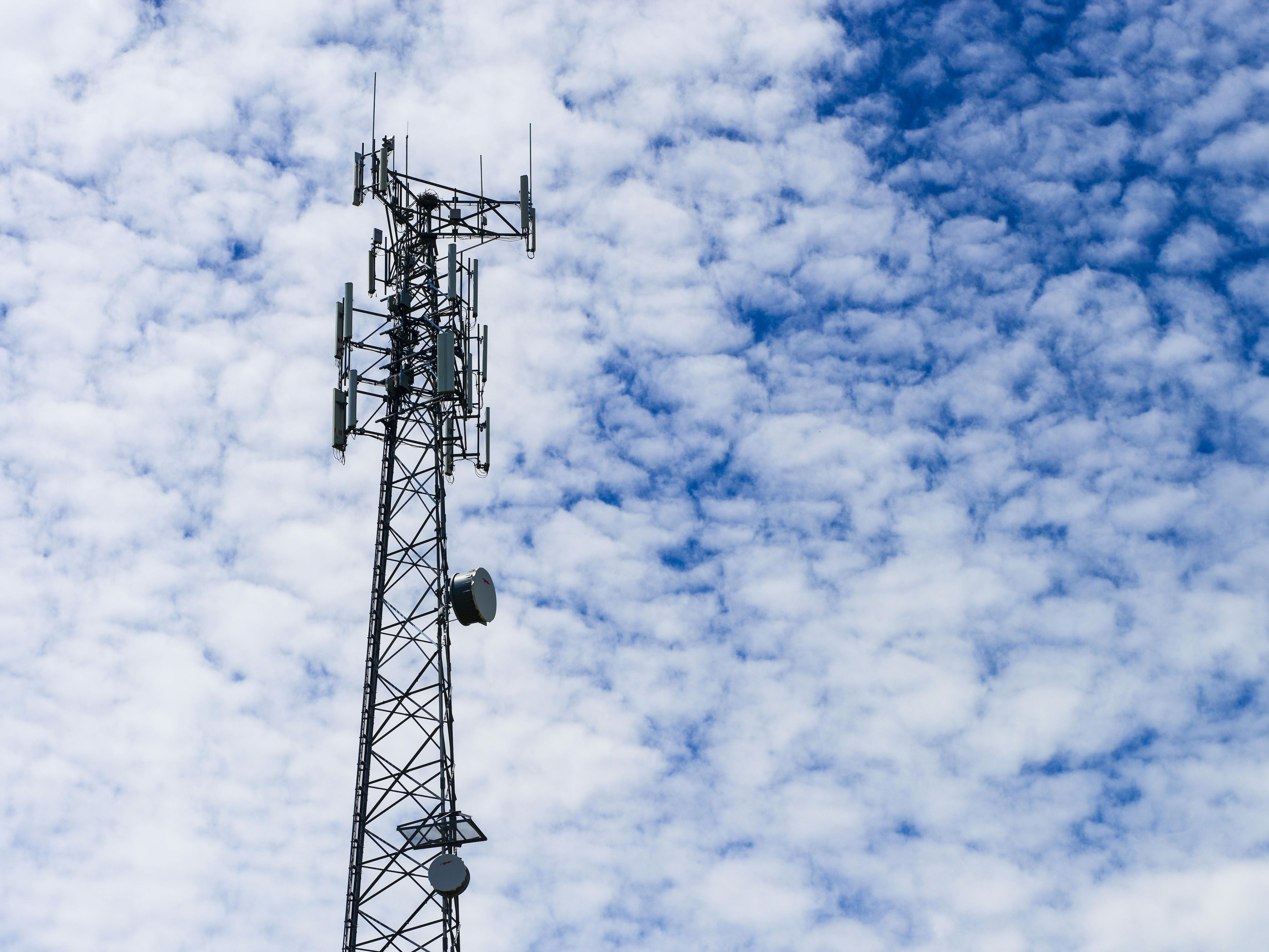 Voici pourquoi le réseau cellulaire se dégrade dans la Péninsule acadienne