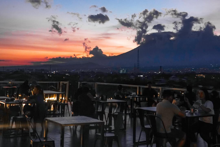 Ini Rekomendasi Cafe dan Resto di Malang yang Makanannya Super Enak ...