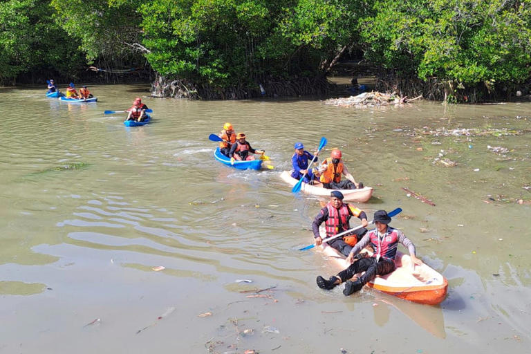 Indonesian rescuers search for missing people as devastating floods recede