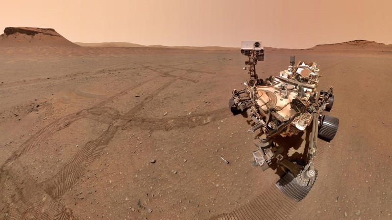 Nasa's Perseverance spots signs of life on Mars: Here's what it really ...