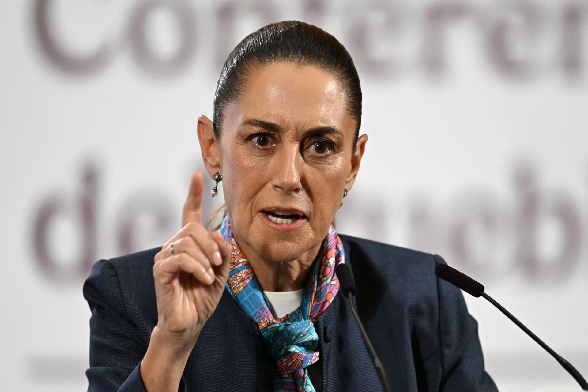 Sheinbaum manda contundente mensaje a Perú en medio de tensiones
