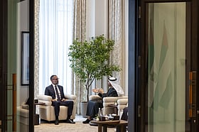 UAE President receives leader of Ismaili community