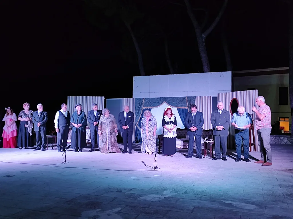 Μια θεατρική παράσταση αφιερωμένη στο ΕΚΑΜΕ Αιγίου ΦΩΤΟ