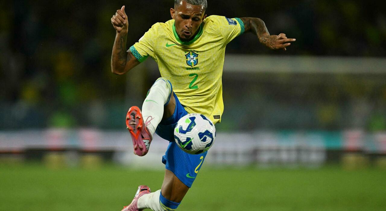 Roma, infortunio Wesley: solo un sovraccarico muscolare, non c'è lesione. Ma contro il Torino ...