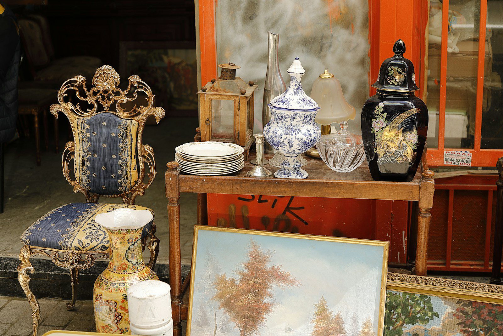 10 tips for spotting valuable antiques at thrift stores