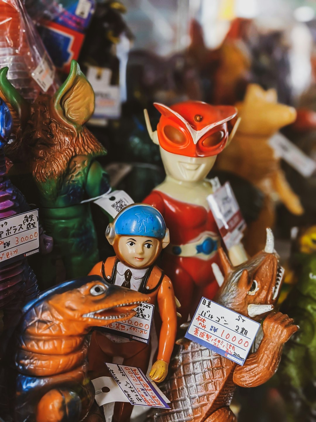 11 antiques that may appear ordinary but hold significant value