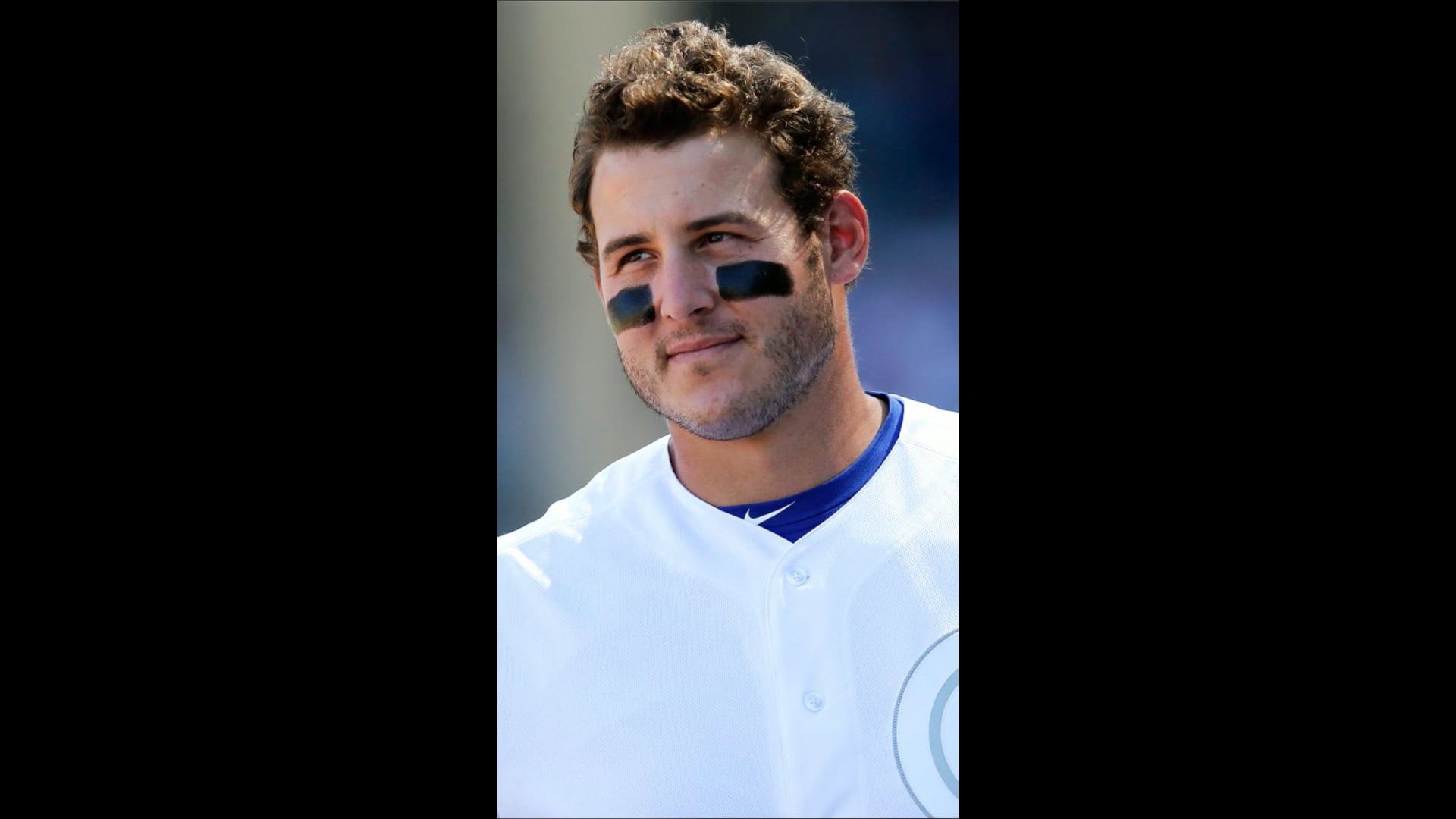 Cubs Icon Rizzo Retires From MLB After 14 Seasons...