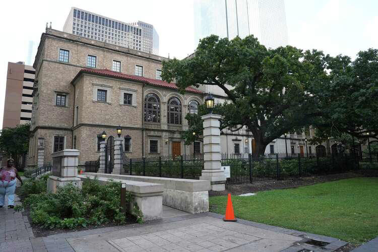 Inside Houston's quiet shift to police the homeless and crack down on ...